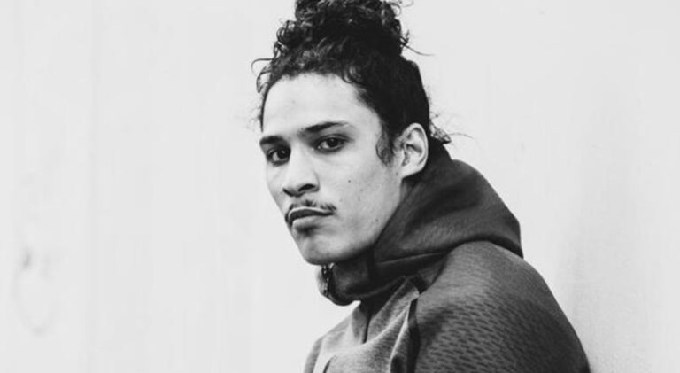 Hatik : 5 Choses à Savoir sur le rappeur & acteur ! Couple etc. | Ayther