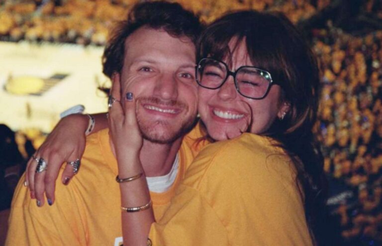 L'actrice de Off Campus Mika Abdalla se sépare de son fiancé Jake Short